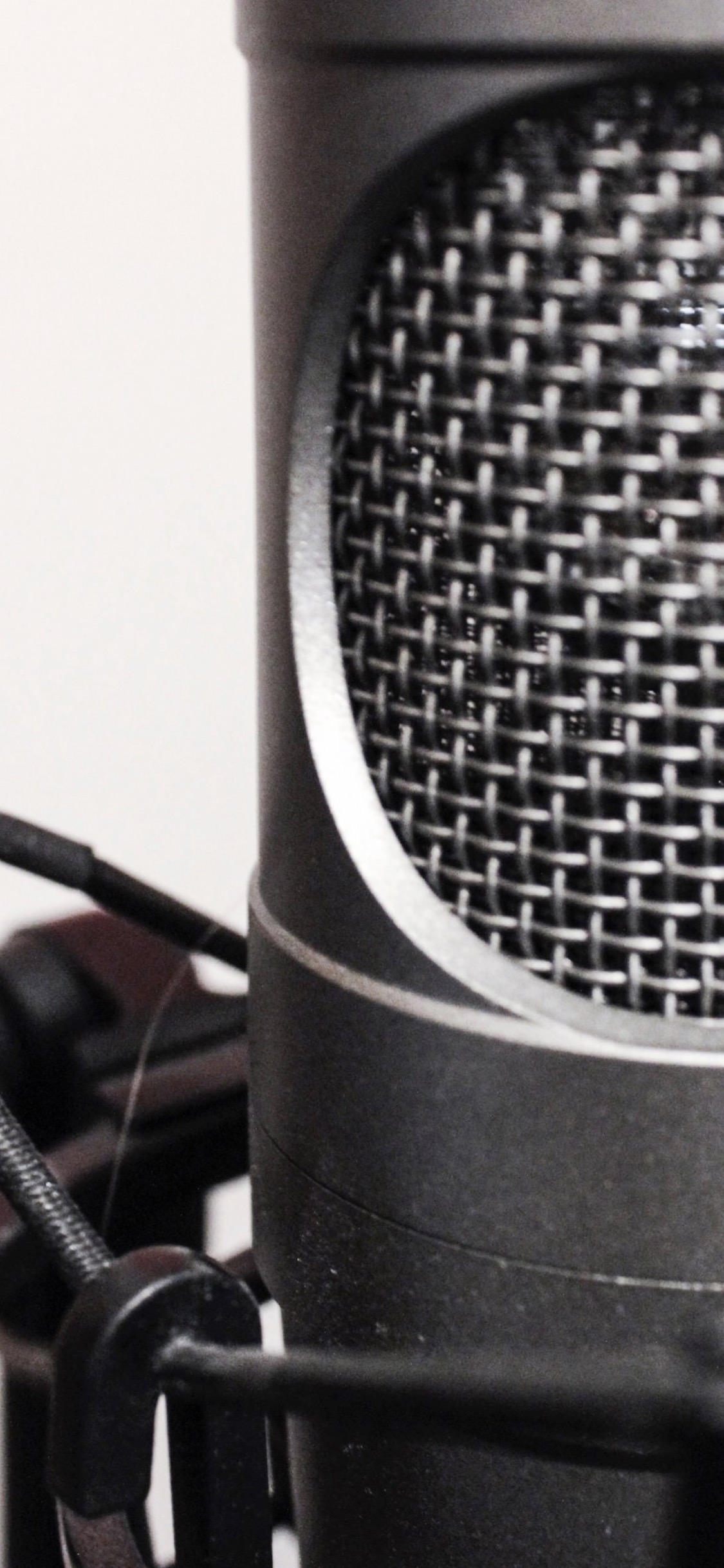 Condenser microphone gray | wallpaper.sc iPhoneXS